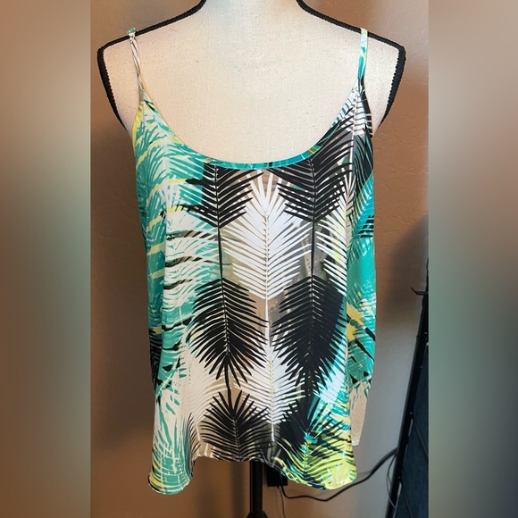 Apt. 9 | Tops | Darling Apt 9 Tank | Poshmark